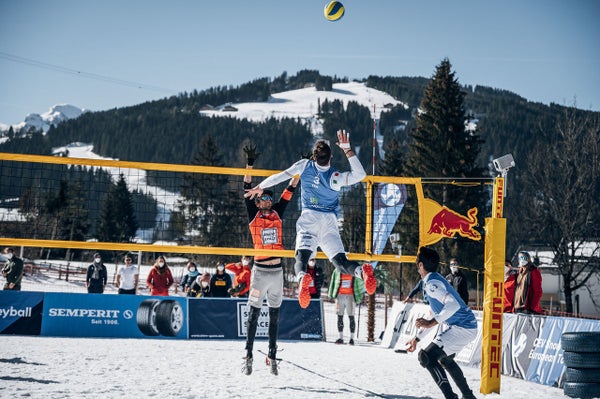 Snow Volleyball | Semperit